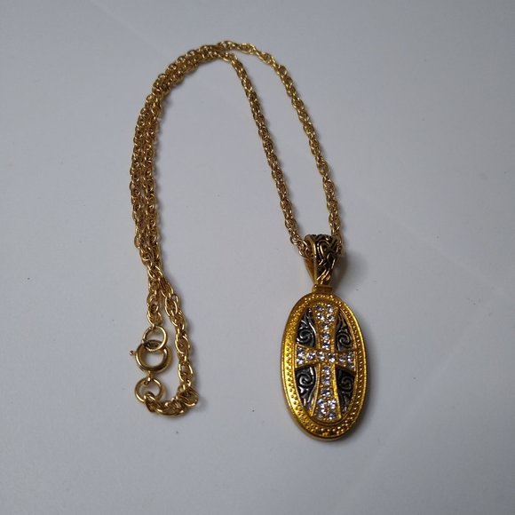 Jewelry | Vintage Metal Oval Pendant Cross Necklace 175 Inches | Poshmark